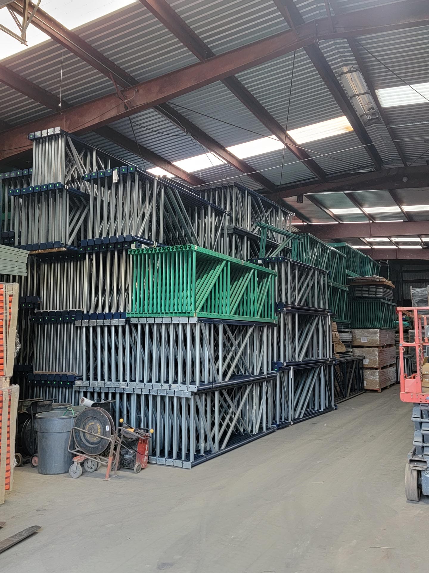 Teardrop Pallet Racking for Sale (New and Used) | Pallet Rack Systems